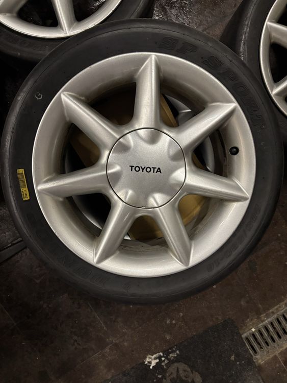 Toyota Felgen 5x100 Orginale Zubehörfelgen (Gebraucht) in Beinwil am ...