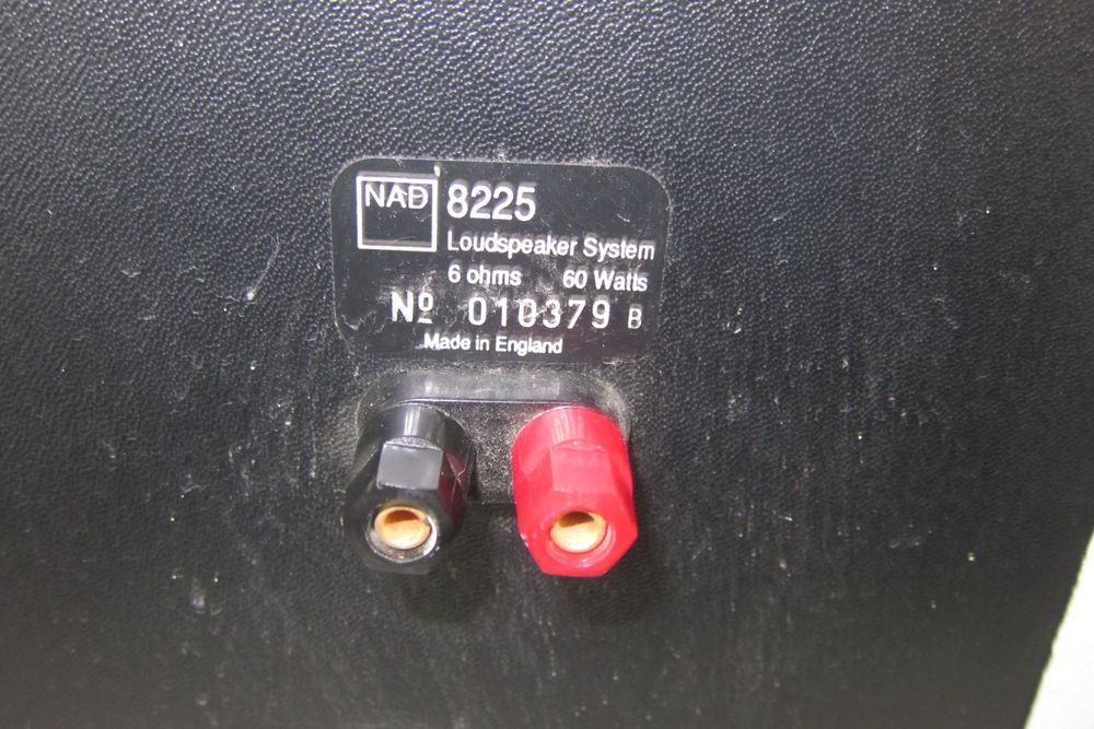 NAD 8225 Lautsprecher Boxen Speaker 2 Weg Bassreflex (Gebraucht) in ...
