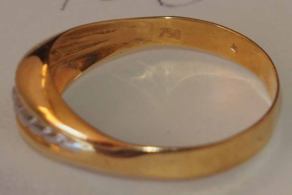 8. bague poinçon or 750? (Gebraucht) in für CHF 92 – mit Lieferung auf ...