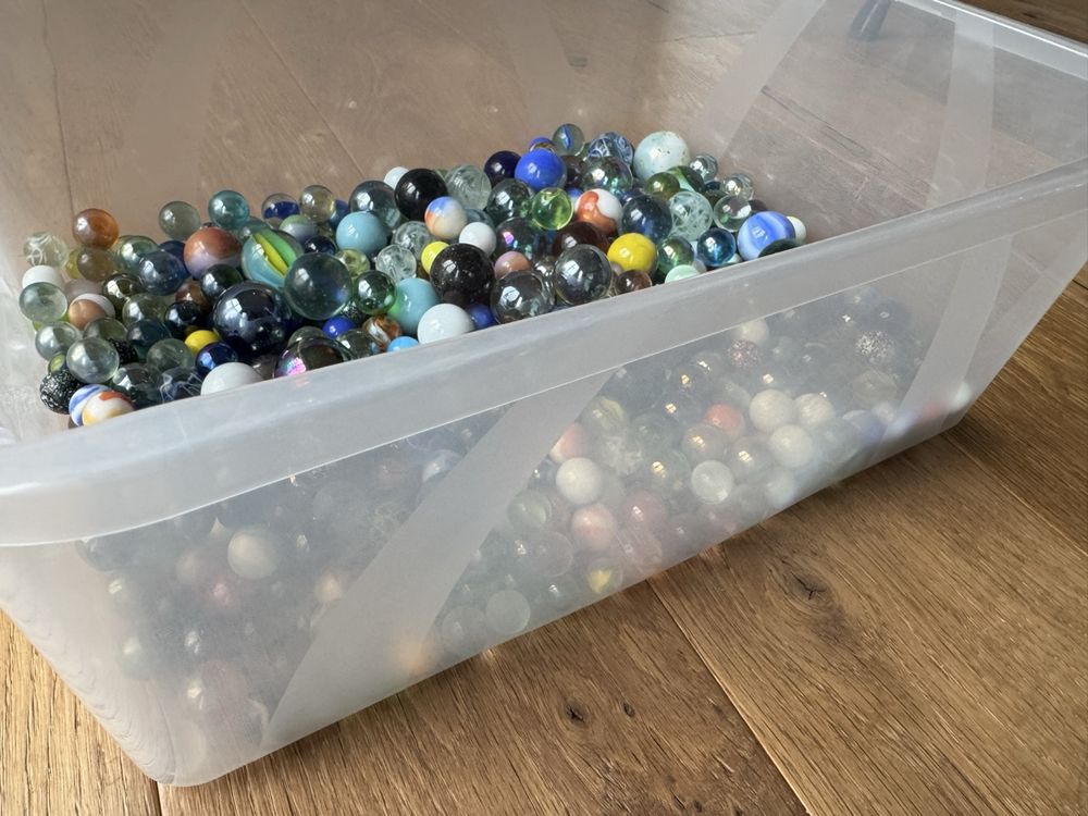 Lot de billes de collection - divers coloris et tailles (D'occasion) à ...