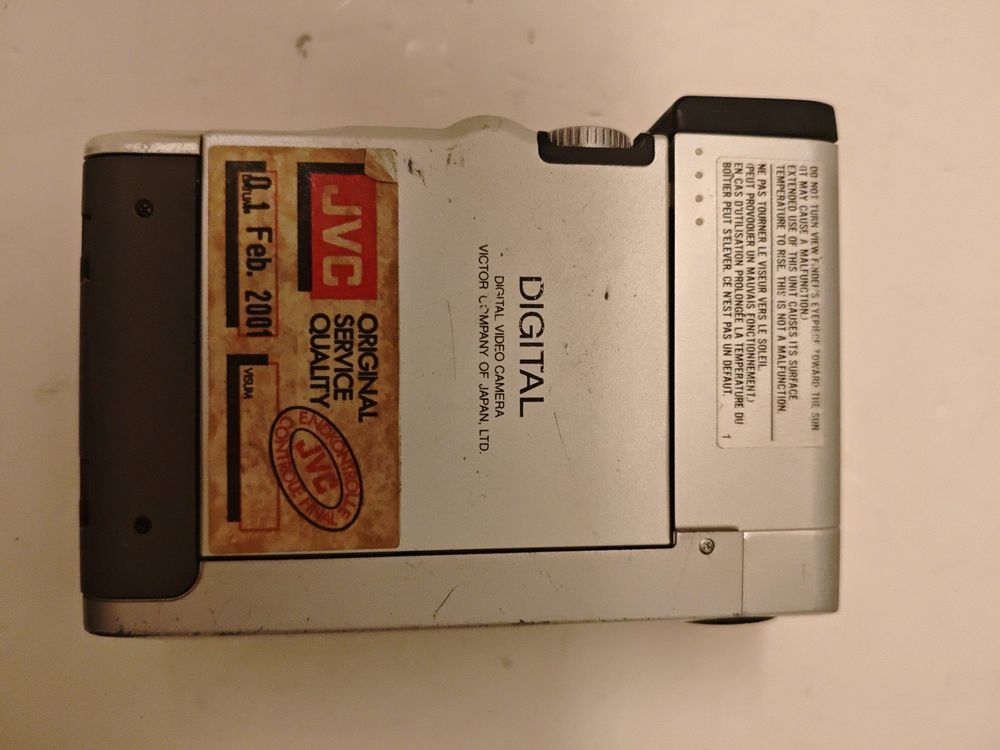 JVC Digital Video Camera, Mini DV PAL, Sammlerstück! (Defekt) in ...