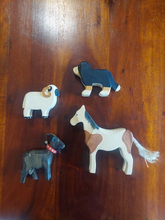 Trauffer Holztiere 4er-Set (Gebraucht) in Beckenried für CHF 19 – mit ...