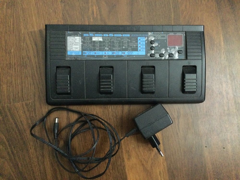 Zoom 1010 gitarre multieffekt aus 90s (Gebraucht) in Kreuzlingen für ...