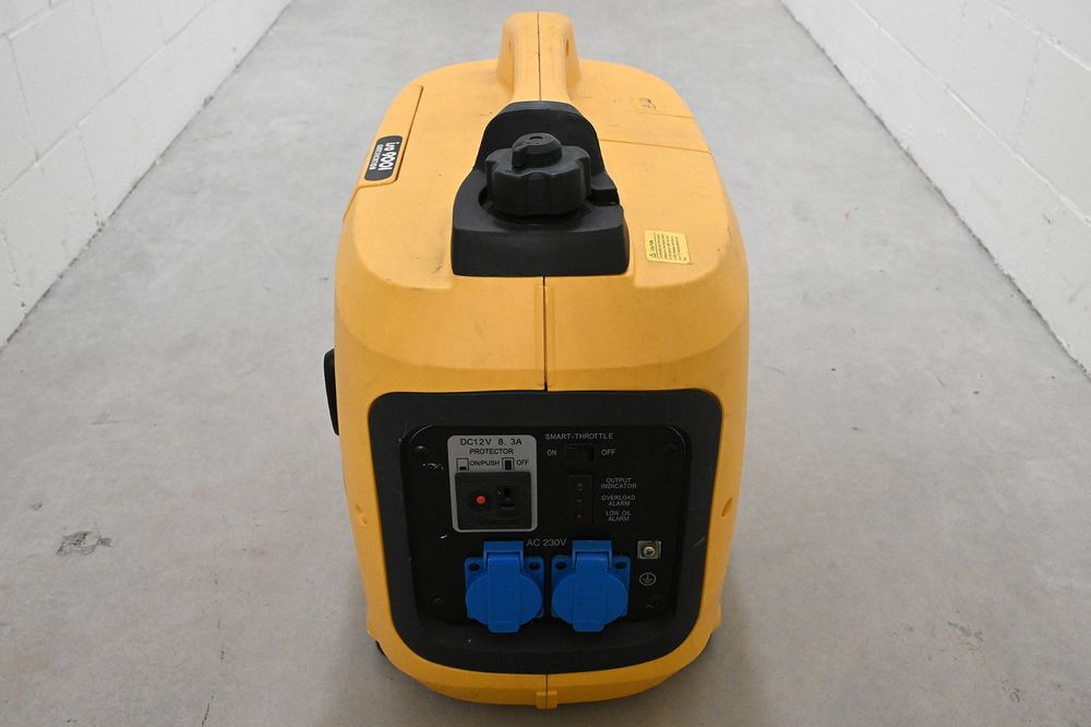 Generator Kipor Sinemaster KGE 2000 Ti, Benzin, 230V, 1.6kVA (Gebraucht) in Wagen für CHF 200 ...