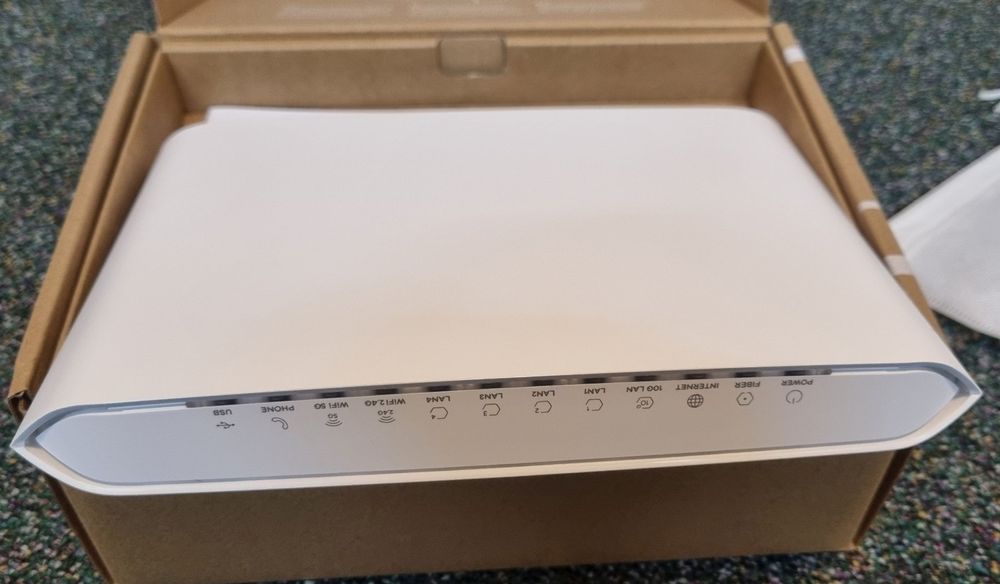 Sunrise Internet Box Fiber (Neu und originalverpackt) in Treyvaux für ...