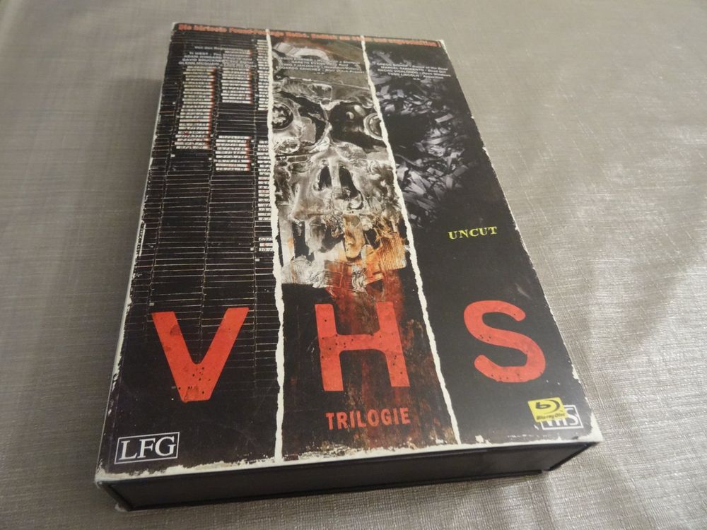 VHS Trilogie - 3-Disc VHS Retro Edition BLU-RAY TRILOGIE (Gebraucht) in ...