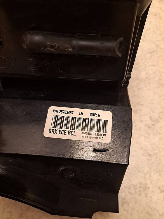 Cadillac SRX LED Rücklicht (Gebraucht) in Wattwil für CHF 50 – nur ...