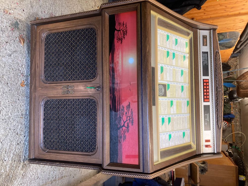 Musikbox Rowe AMi Jukebox (Défectueux) à Neuheim pour CHF 350 – retrait ...