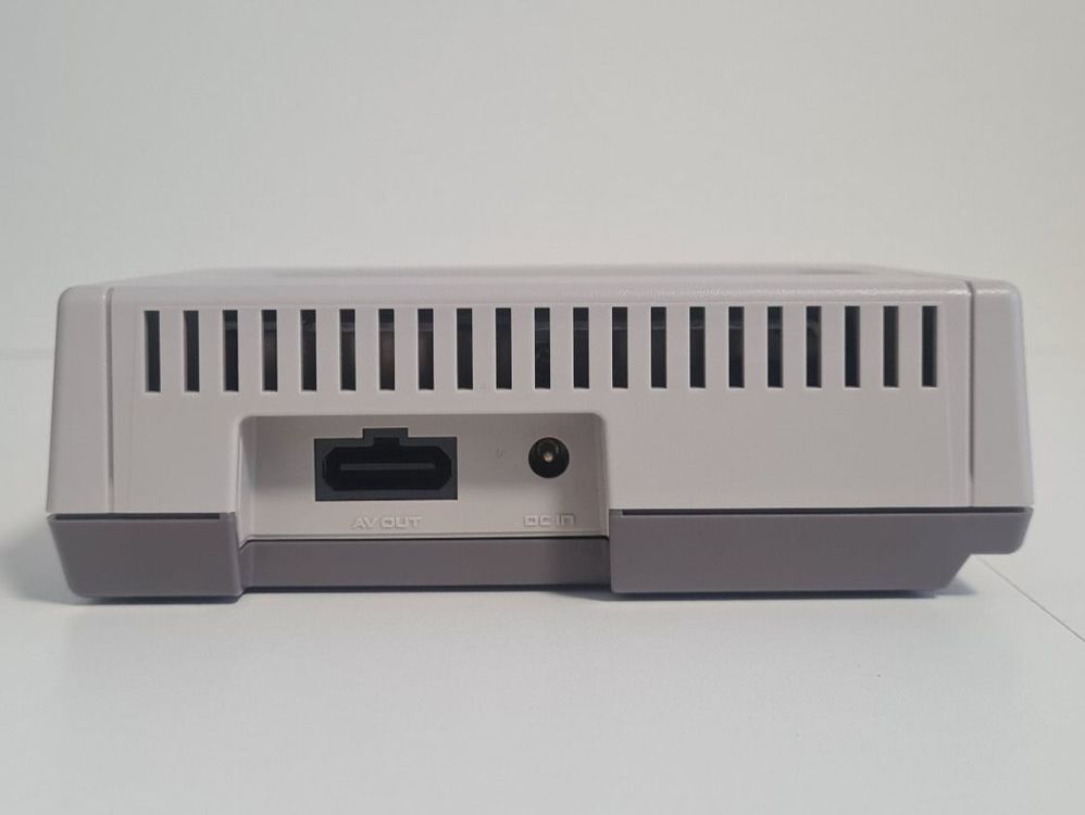 Ab 1.- Nintendo Famicom Toploader & 2 Dogbone Controller (Gebraucht) in ...