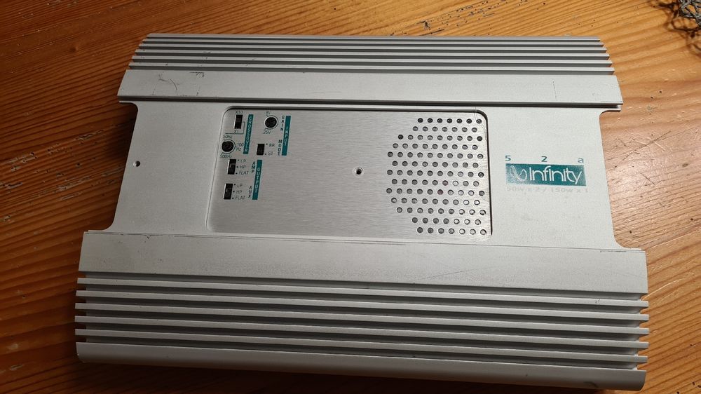 Auto endstufe infinity (Gebraucht) in Blumenstein für CHF 20 – mit ...