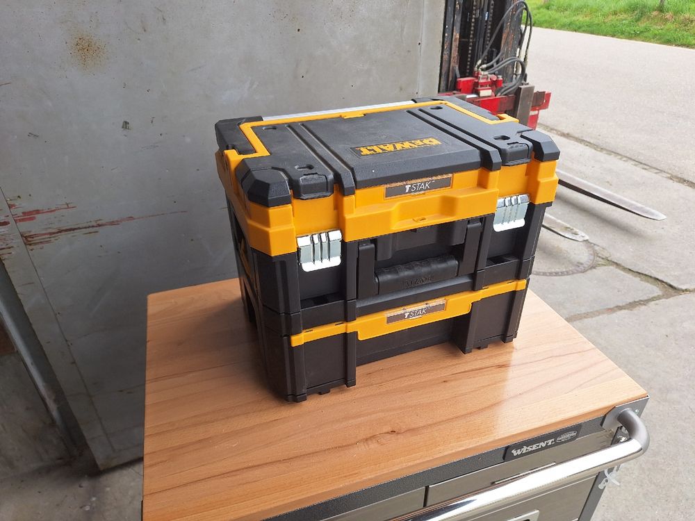Dewalt DW615 Oberfräse in T-STAK Box (Gebraucht) in Kernenried für CHF ...