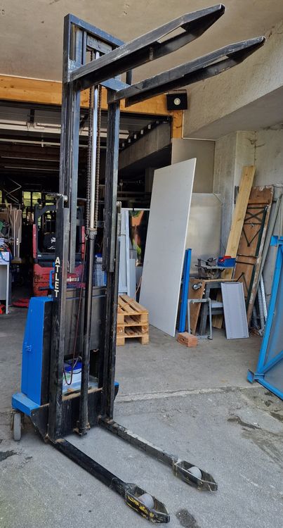 Hubwagen/Hubstapler (Gebraucht) in Necker für CHF 890 – nur Abholung ...