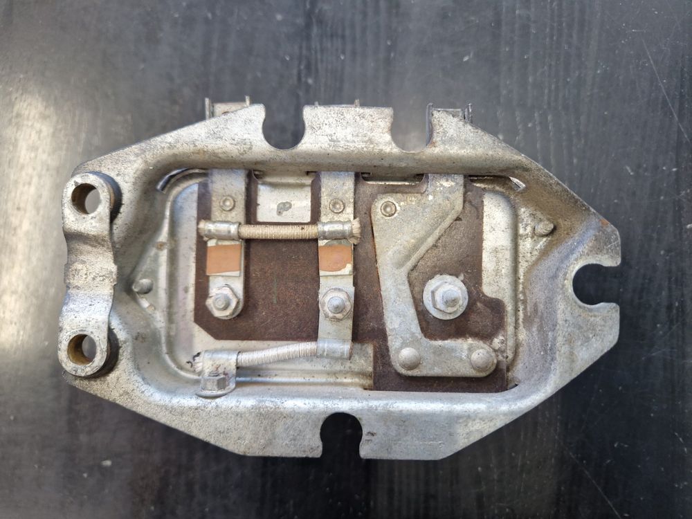 Lucas RB310 Lichtmaschinen Regler Jaguar (Gebraucht) in Schlieren für ...