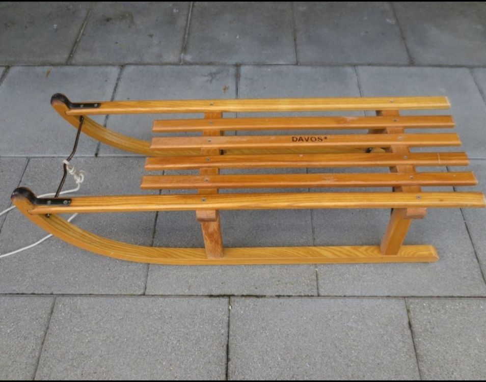 Davoser Holzschlitten, Top Zustand, bereit für den Winter! (Gebraucht ...