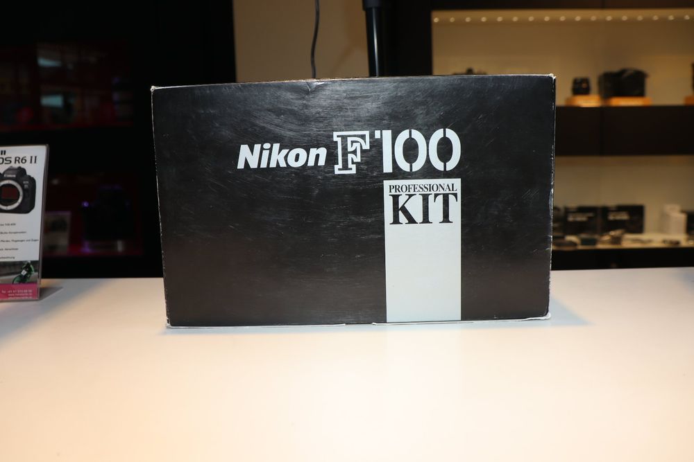 Nikon F100 Kit | Kaufen auf Ricardo