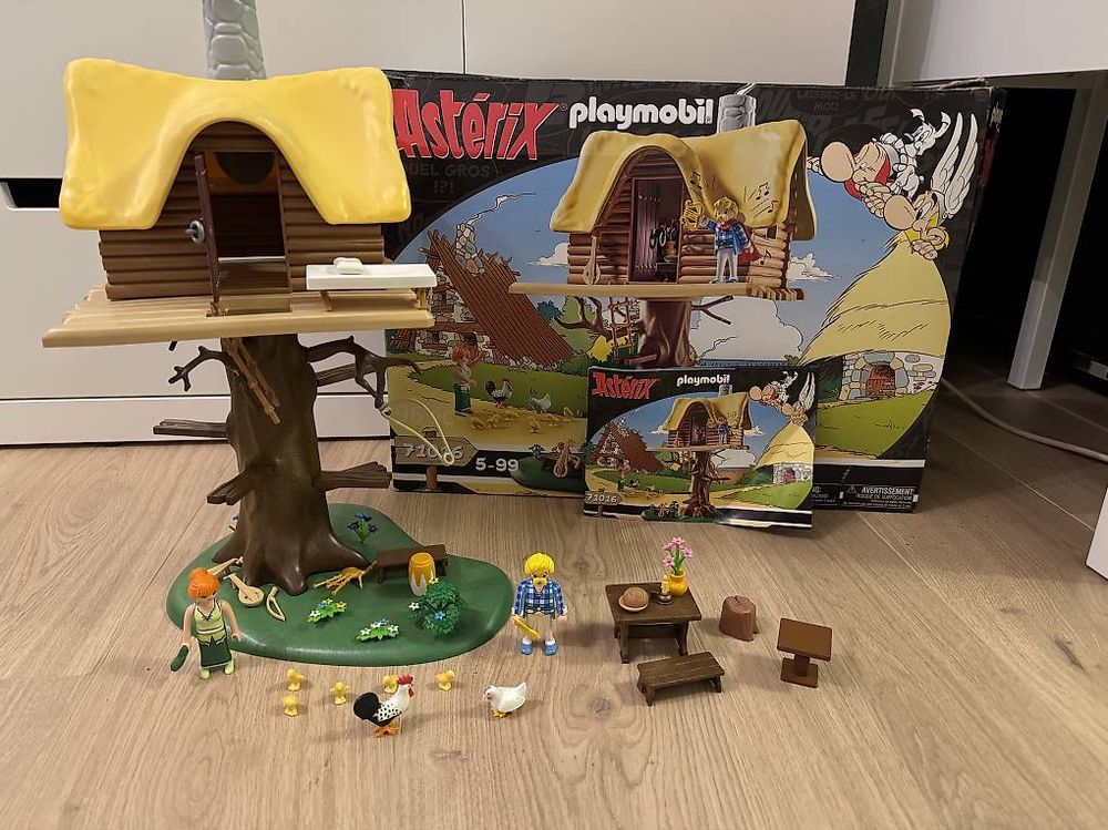 Playmobil Asterix: Troubadix mit Baumhaus 71016 (Gebraucht) in Oeschgen ...