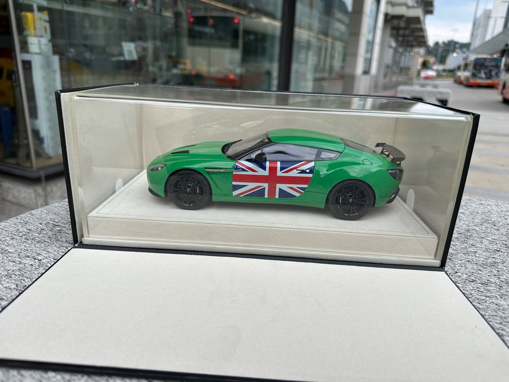 Rare Tecnomodel 1:18 Aston Martin Zagato V12 British Flag (Neu (gemäss ...