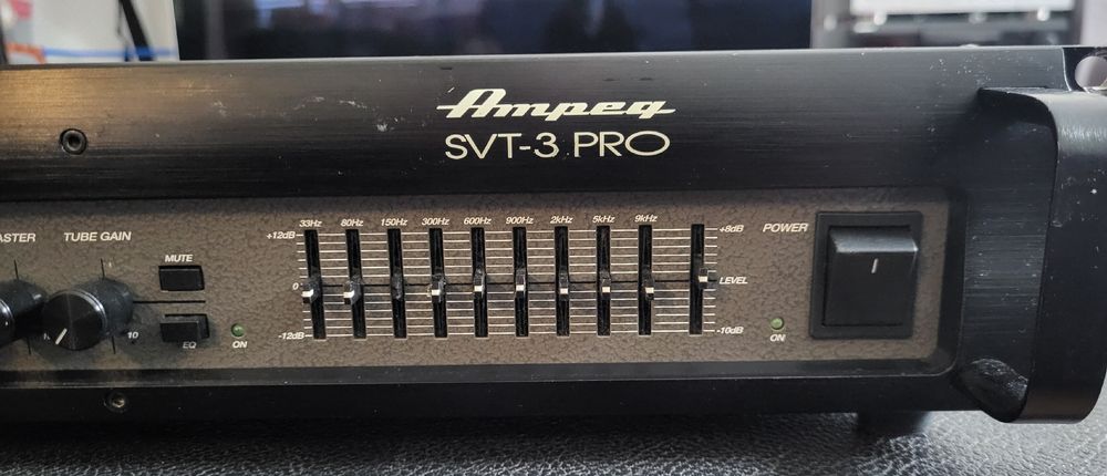 ampli SVT3pro et Cab 810 (Gebraucht) in La Plaine für CHF 2000 – nur ...