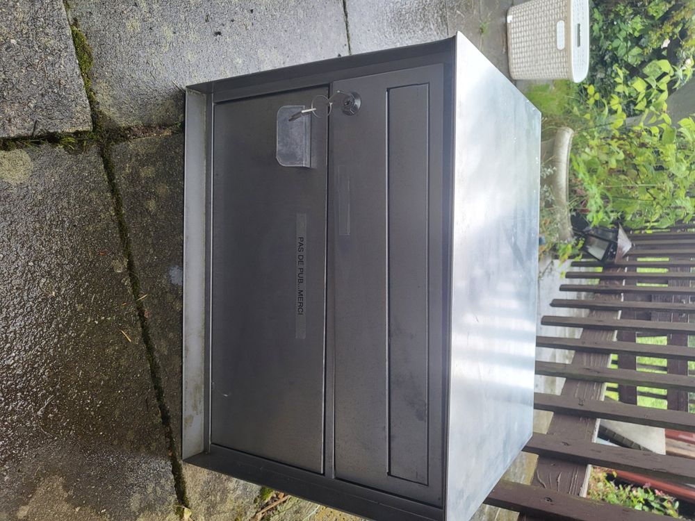 Grosser Briefkasten Edelstahl abschliessbar (Neu (gemäss Beschreibung ...
