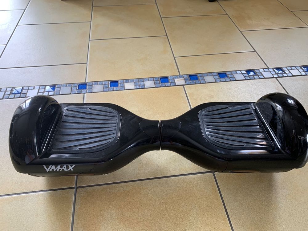 Hoverboard avec chargeur (D'occasion) à Fontaines NE pour CHF 100 ...