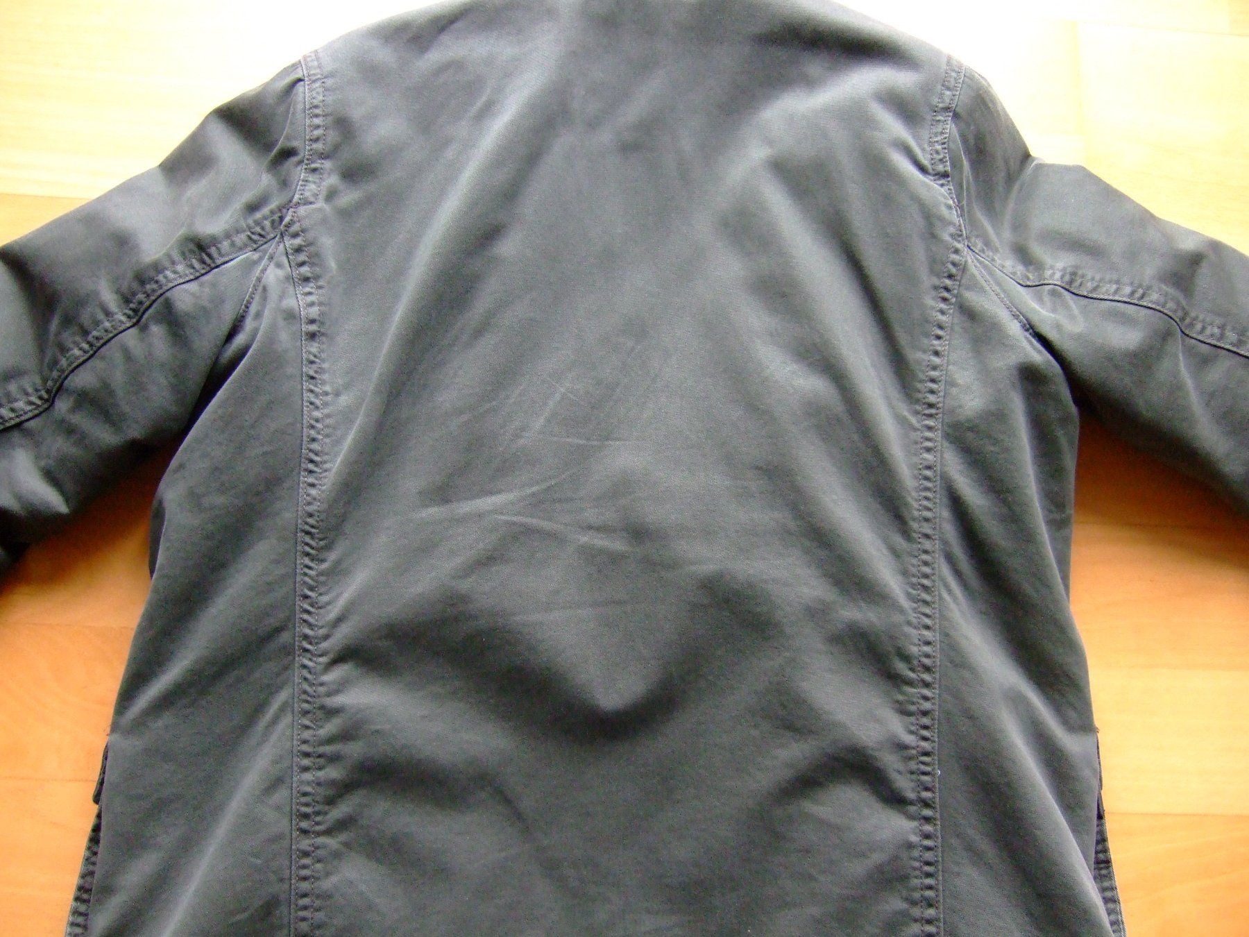 Hollister Winterjacke Grösse L (Gebraucht) in Hünenberg für CHF 20 ...