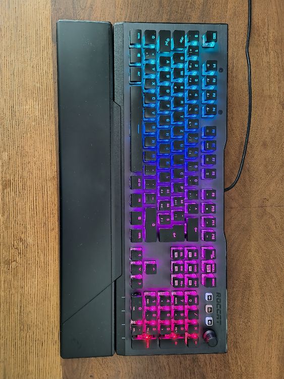 Gaming Tastatur - Roccat Vulcan 121 Aimo | Kaufen auf Ricardo