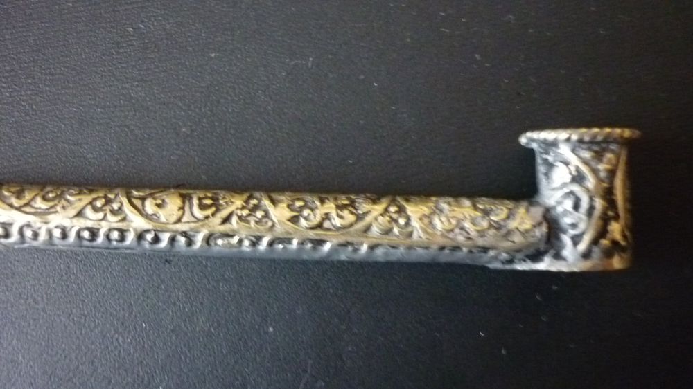 Antikes Opium Pfeiffe (Gebraucht) in Zürich für CHF 20 – mit Lieferung ...