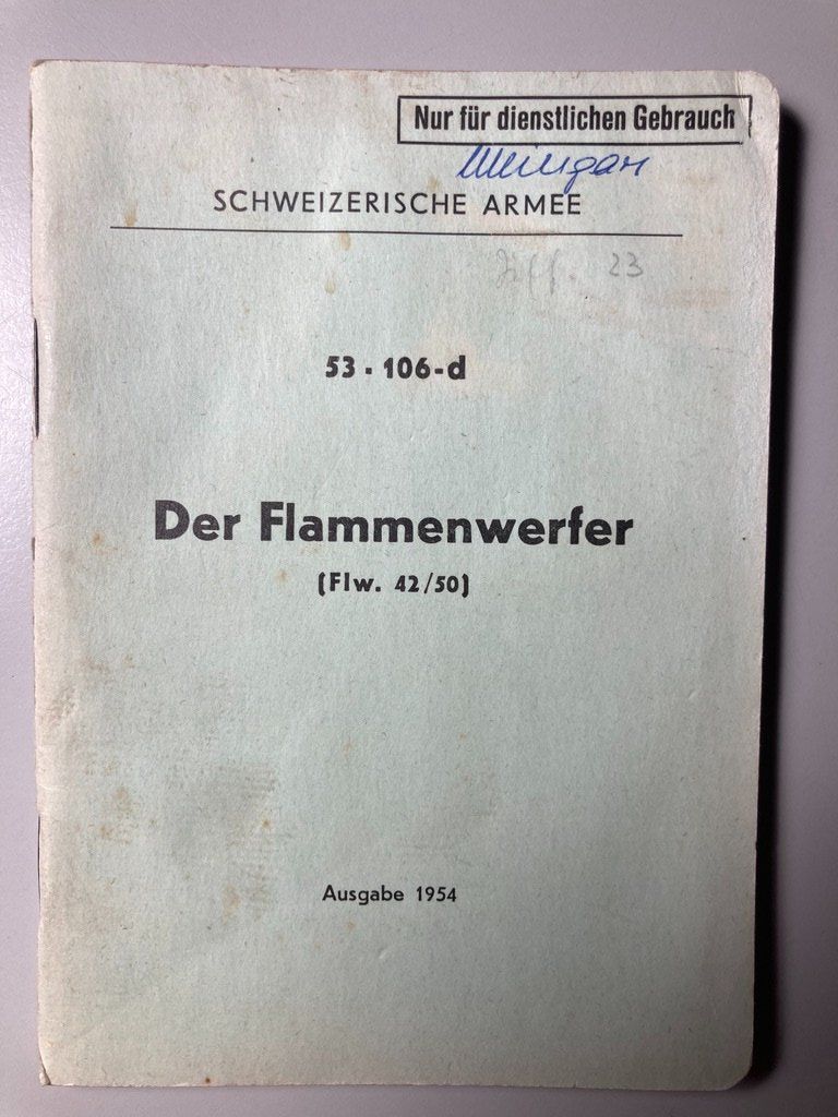 Schweizer Armee - Flammenwerfer - Anleitung 1954 (Gebraucht) in Thun ...
