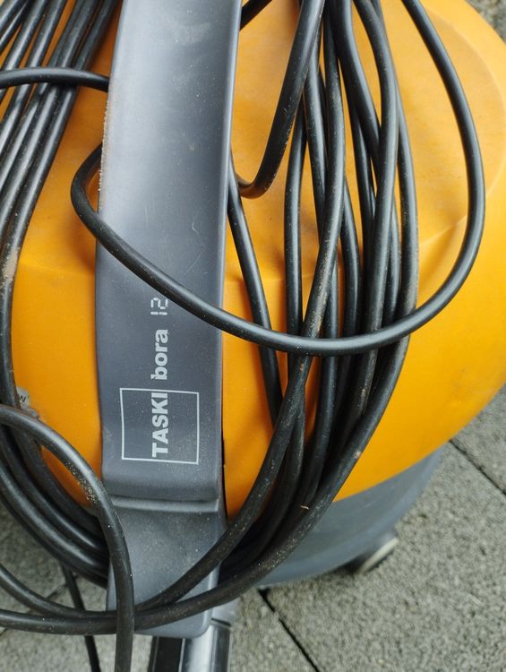 Taski bora 12 Staubsauger | Kaufen auf Ricardo