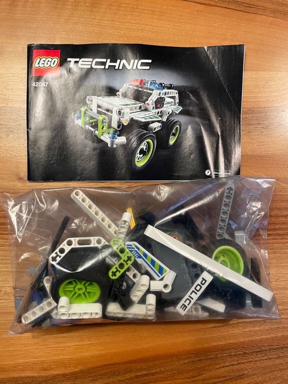 Lego Technic - Polizei-Interceptor 42047 | Kaufen auf Ricardo