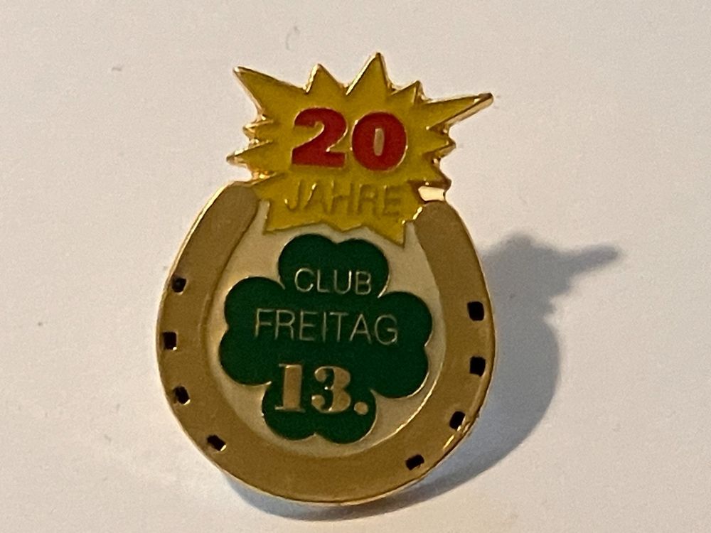 1 Pin Club Freitag der 13. 20 Jahre (Gebraucht) in Basel für CHF 1 ...