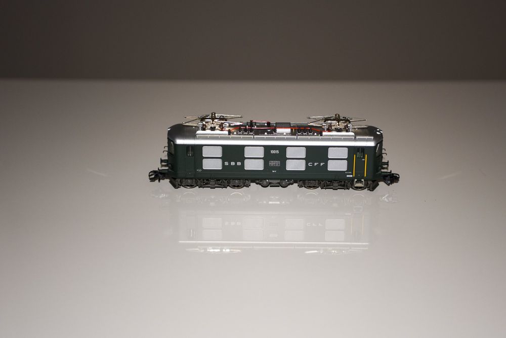 Märklin 39420 SBB Re 4/4 I 10015 wie neu | Kaufen auf Ricardo