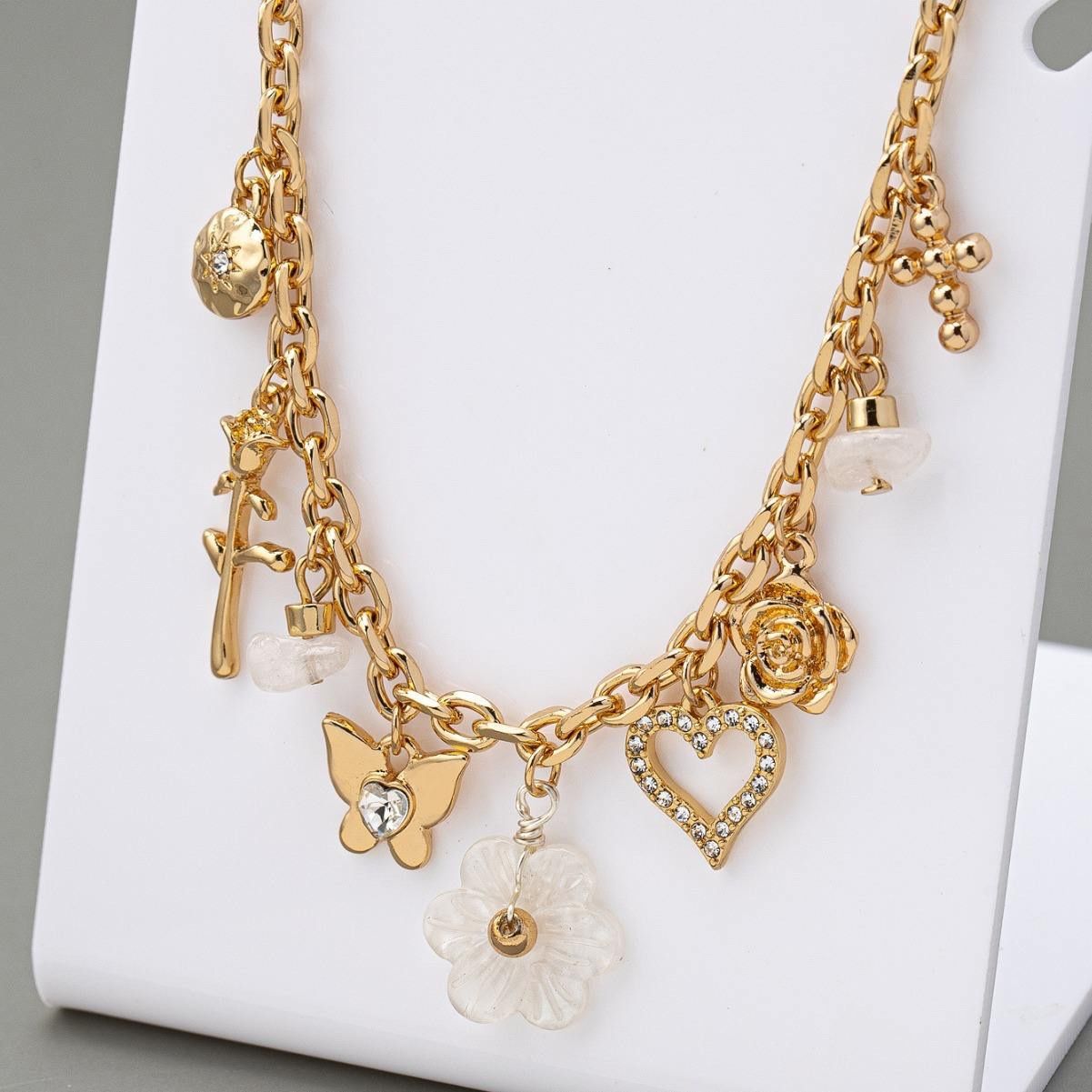 Magnifique Collier Charms (Neuf avec emballage d'origine) à St-Maurice ...