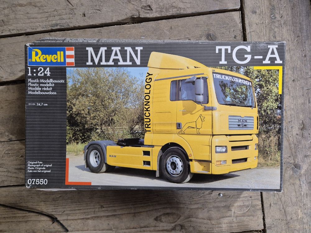 Revell MAN TG-A Trucknology 2001, 1:24, Plastikmodellbausatz (Neu und ...