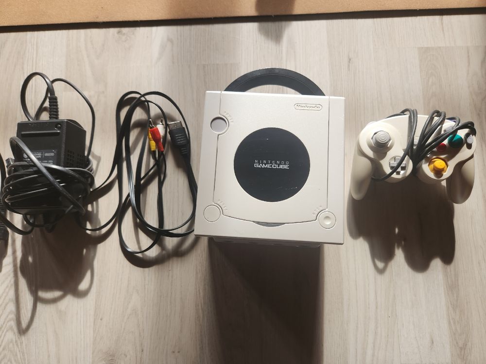 Nintendo Gamecube DOL-001 inkl. Controller - Top Zustand! (Gebraucht) in Tafers für CHF 114 ...