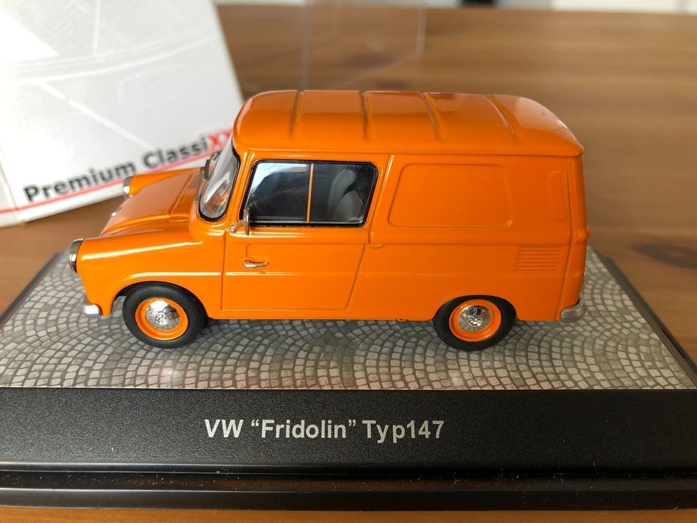 Premium ClassiXXs VW Fridolin Type 147 1/43 (Neuf avec emballage d ...