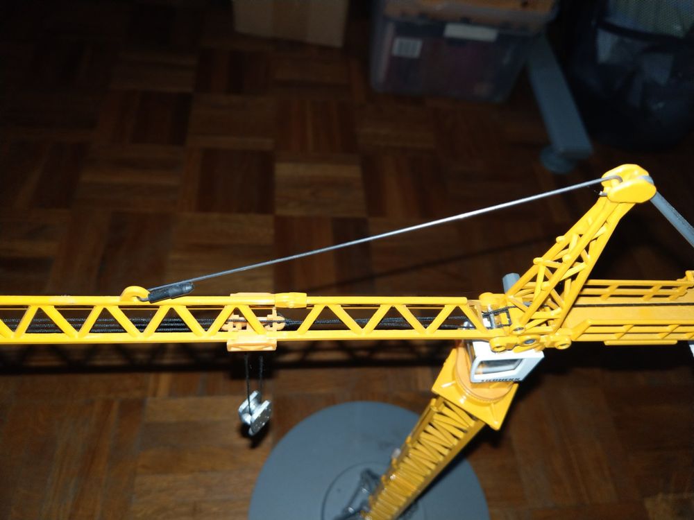 Liebherr Kran Modelll | Acheter sur Ricardo