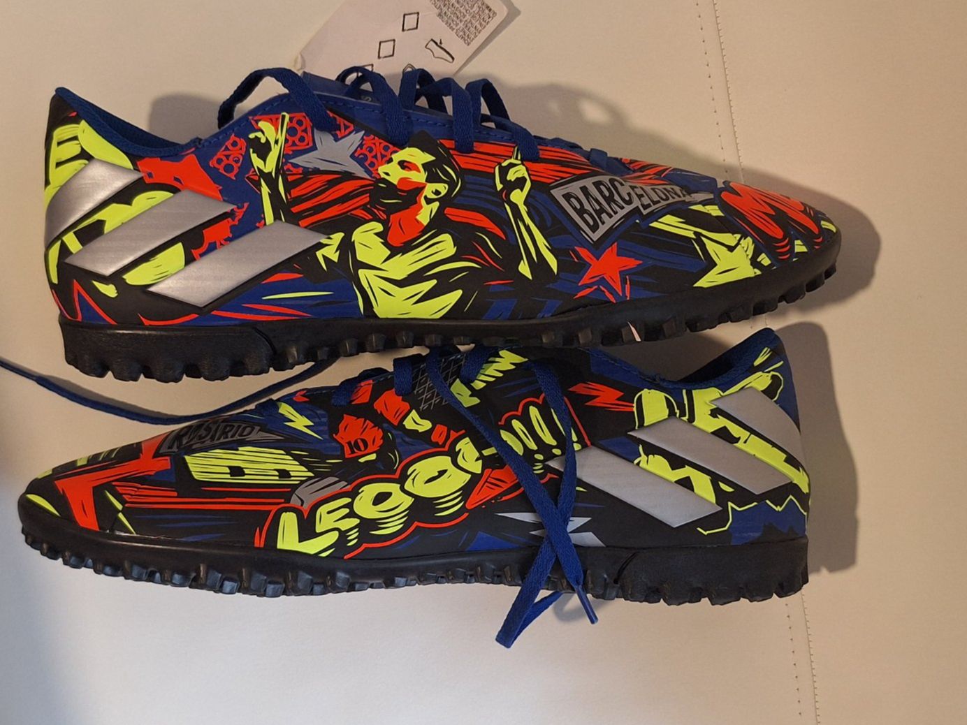 Adidad Nemezis 19.4 Messi gr:44.5 nie gebraucht ohne box (Gebraucht) in ...
