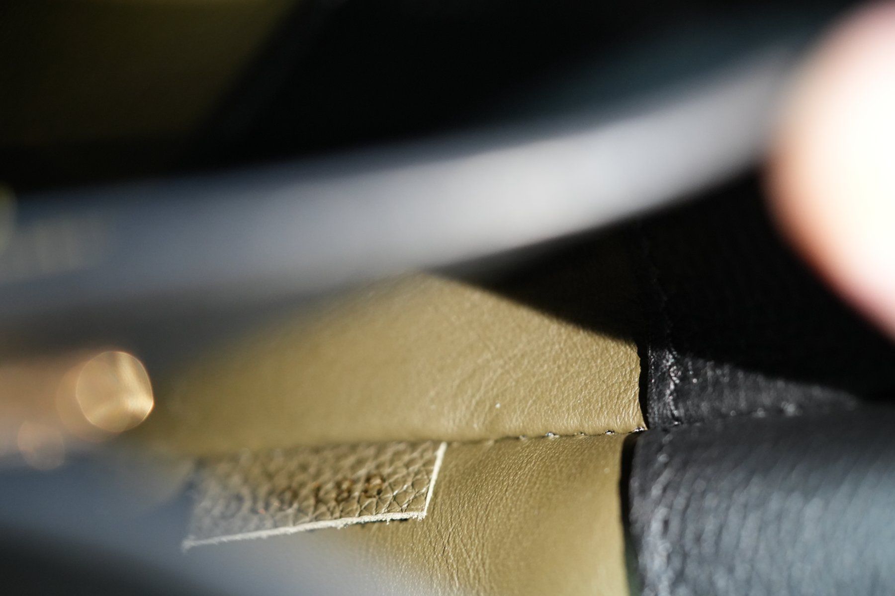 Louis Vuitton City Steamer MM Bicolore (D'occasion) à Faoug pour CHF ...