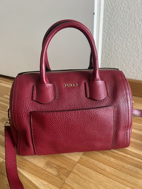 Furla Boston Crossbody Leather Bag Bordeaux | Kaufen auf Ricardo