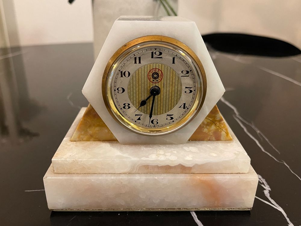 Horloge de table SUPREMO vintage en onyx ou marbre. (Gebraucht) in montreux für CHF 3 – mit ...
