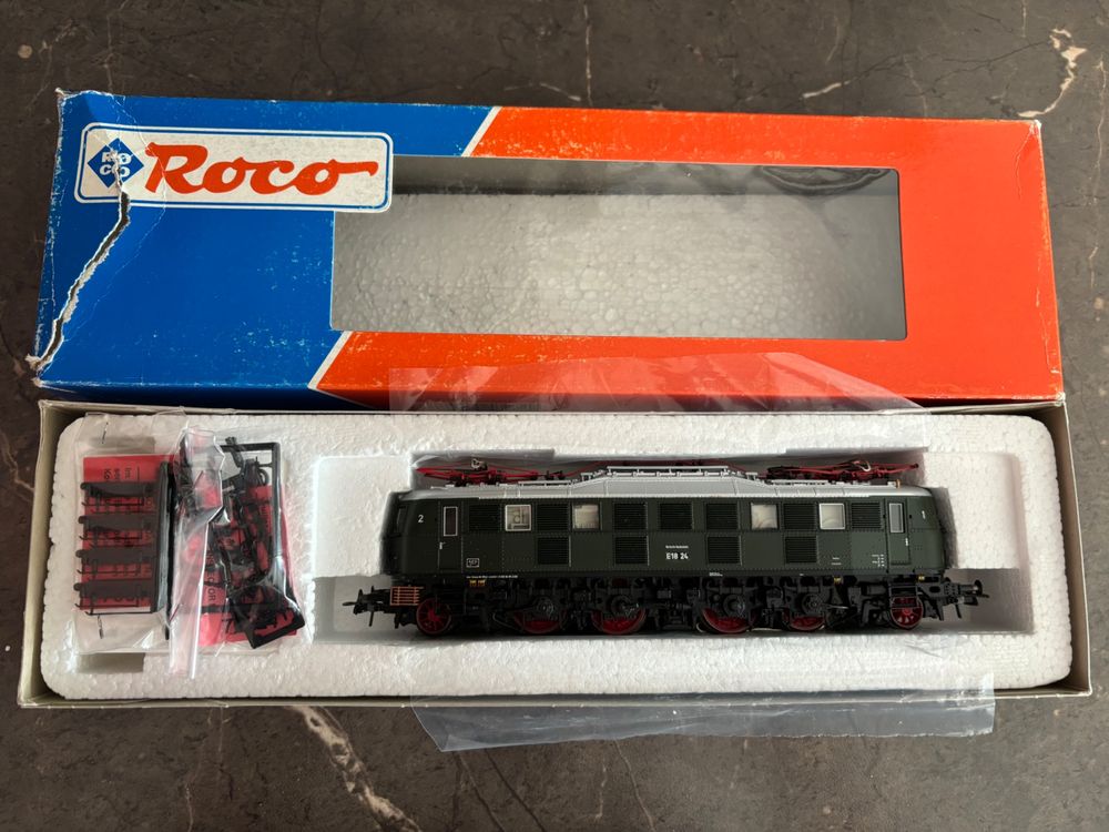 Roco 43972 E-Lok E 18 24 DB (Neu und originalverpackt) in Hauterive NE ...