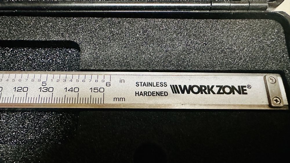 Digitale Schieblehre von Workzone, neuwertig im Koffer! (Gebraucht) in ...