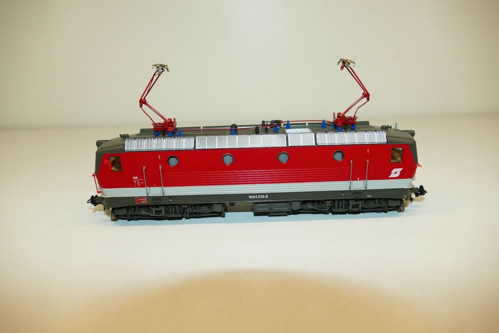 Roco H0: ÖBB Elektrolok 1044 (Gebraucht) in Niederhasli für CHF 62 ...