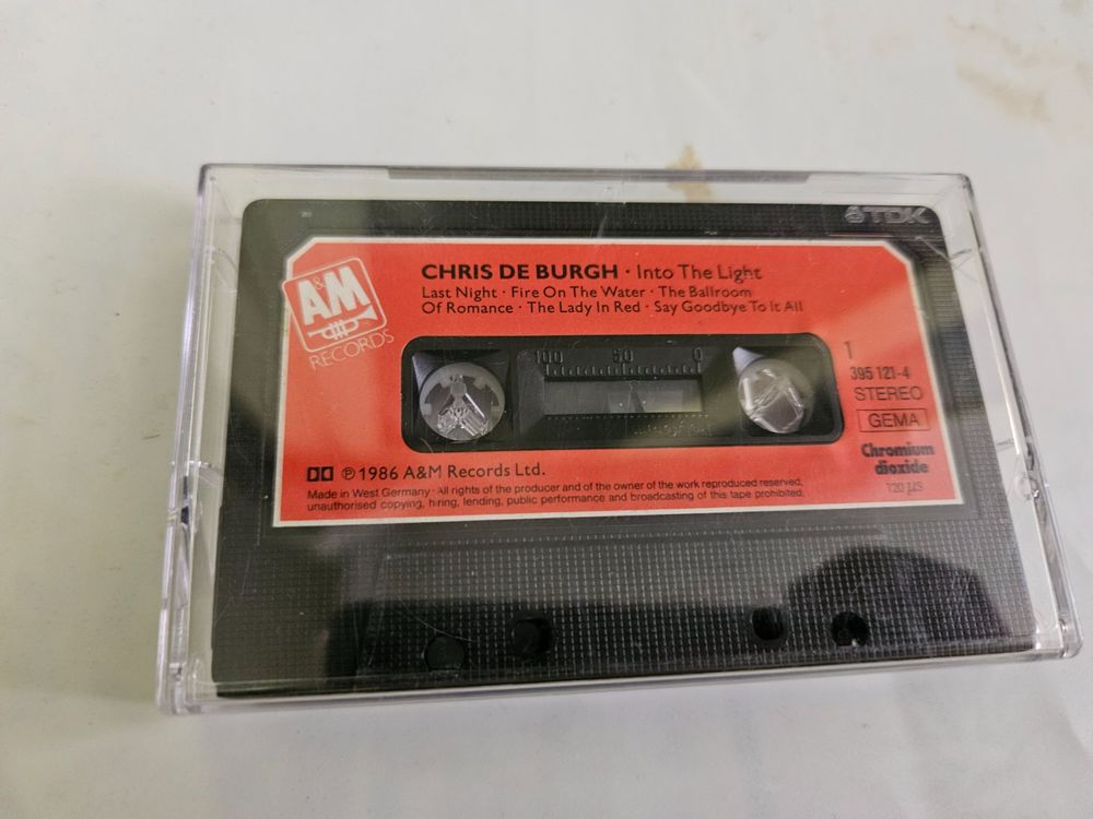 Musicassetta Chris de Burgh "Into the light" (Gebraucht) in Melano für CHF 9 – mit Lieferung auf ...