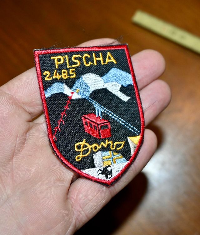 VINTAGE Badge PISCHA DAVOS nos ST. GALLER STICKEREI (Gebraucht) in ...