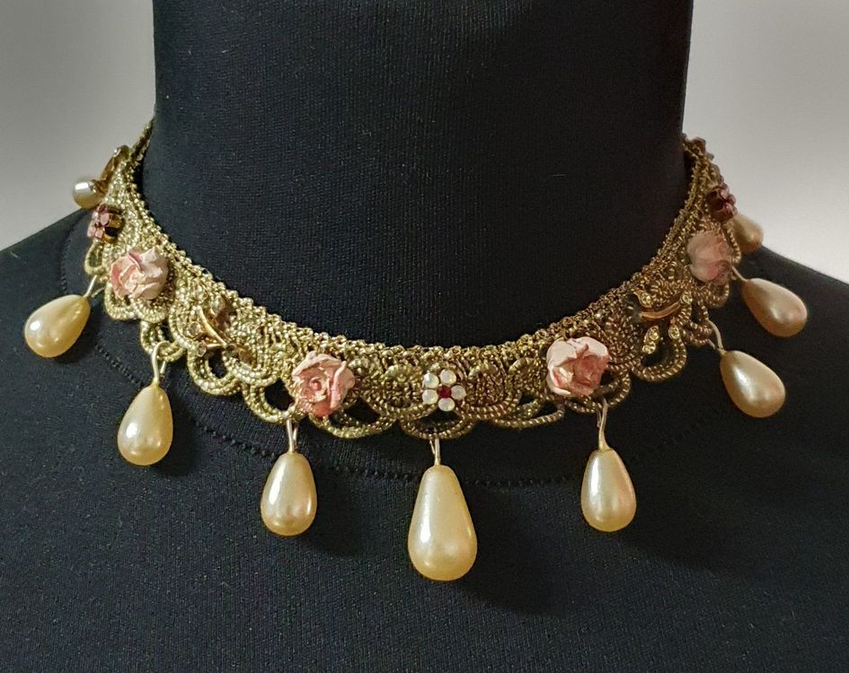 Neu: Halskette Allegra Bloom / Kristalle Swarovski | Kaufen auf Ricardo