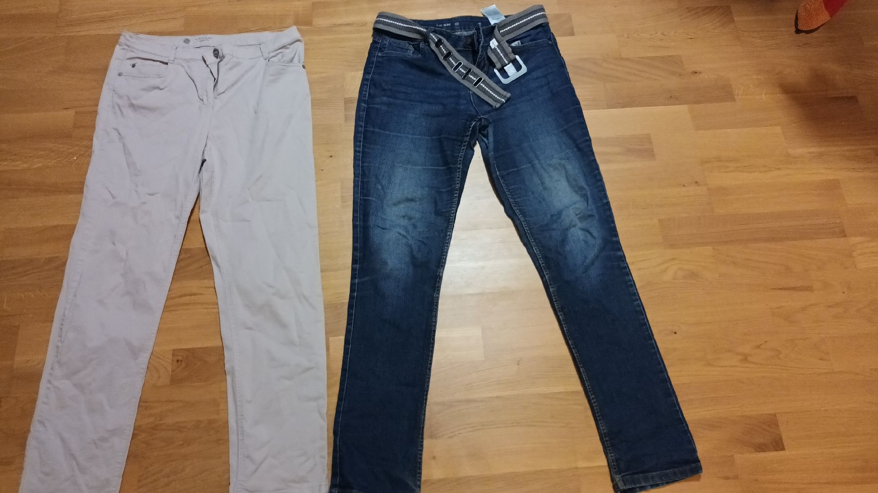 2 paar Hosen Gr.40 (Gebraucht) in chur für CHF 11.5 – mit Lieferung auf ...