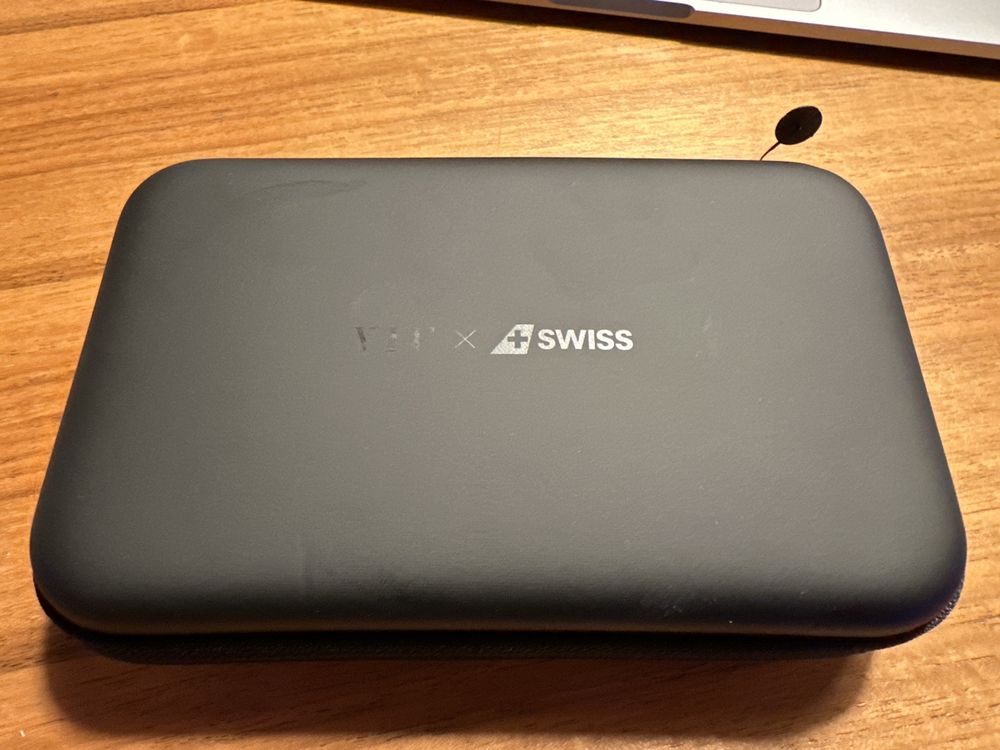 Viu x Swiss - Amenity Kit - Business (Neu und originalverpackt) in ...