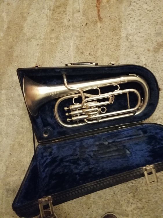 Es. Horn. Besson | Kaufen auf Ricardo